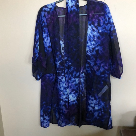 Lularoe Other Lularoe Daphne Kimono Nwot Size Small Poshmark